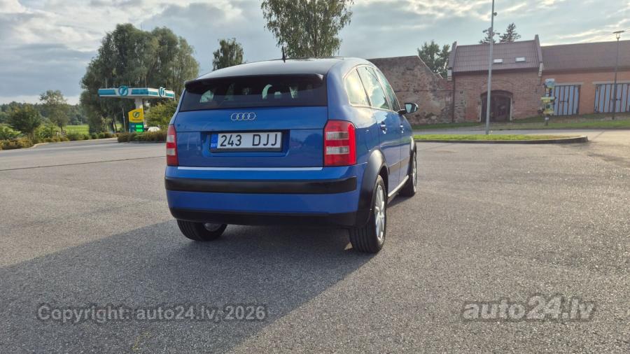 Zils Audi A2 2004 Tartu, ar dzinēja tilpumu 1.60 L un nobraukumu 264 tūkst. km par 4900 €, foto 25 vietnē AUTOMOTO.COM.LV