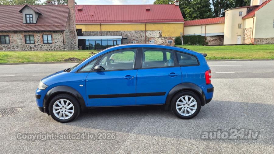Zils Audi A2 2004 Tartu, ar dzinēja tilpumu 1.60 L un nobraukumu 264 tūkst. km par 4900 €, foto 28 vietnē AUTOMOTO.COM.LV
