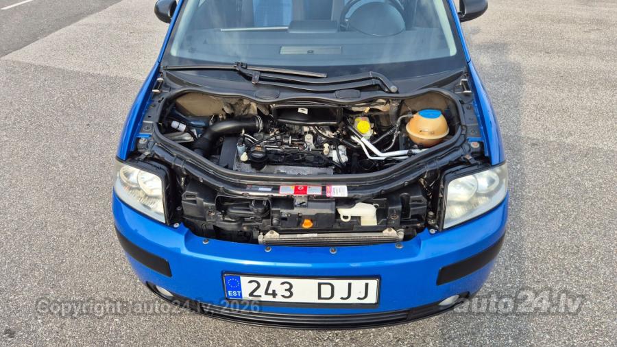 Zils Audi A2 2004 Tartu, ar dzinēja tilpumu 1.60 L un nobraukumu 264 tūkst. km par 4900 €, foto 30 vietnē AUTOMOTO.COM.LV