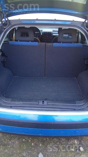 Blue Audi A2 2005 in Riga, with an engine capacity of 1.40 L and mileage of 338 thousand km for 5000 €, photo 9 on AUTOMOTO.COM.LV