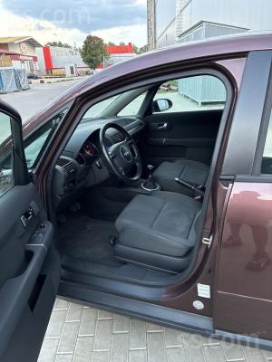 Brūns Audi A2 2003 Rīga, ar dzinēja tilpumu 1.40 L un nobraukumu 265 tūkst. km par 2650 €, foto 15 vietnē AUTOMOTO.COM.LV