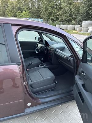 Brūns Audi A2 2003 Rīga, ar dzinēja tilpumu 1.40 L un nobraukumu 265 tūkst. km par 2650 €, foto 16 vietnē AUTOMOTO.COM.LV