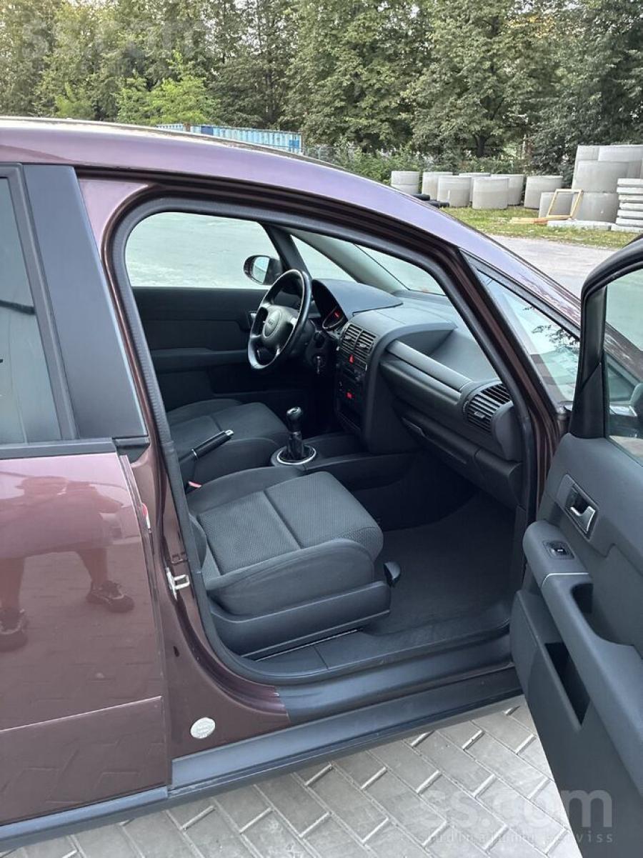 Brūns Audi A2 2003 Rīga, ar dzinēja tilpumu 1.40 L un nobraukumu 265 tūkst. km par 2650 €, foto 16 vietnē AUTOMOTO.COM.LV