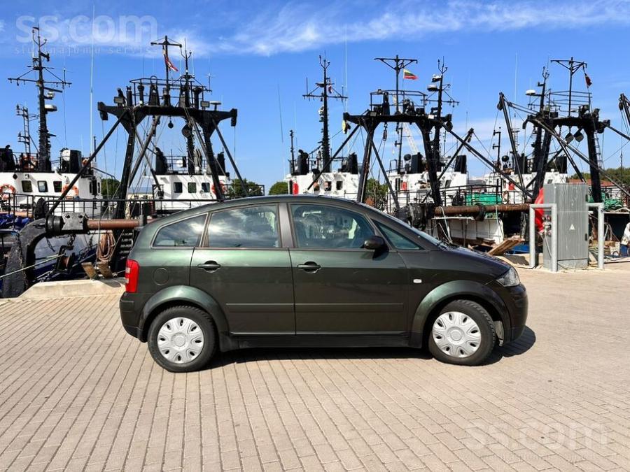 Zaļš Audi A2 2002 Liepāja, ar dzinēja tilpumu 1.40 L un nobraukumu 398 tūkst. km par 2650 €, foto 3 vietnē AUTOMOTO.COM.LV