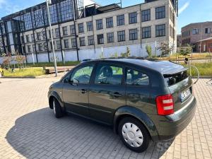 Zaļš Audi A2 2002 Liepāja, ar dzinēja tilpumu 1.40 L un nobraukumu 398 tūkst. km par 2650 €, foto 4 vietnē AUTOMOTO.COM.LV