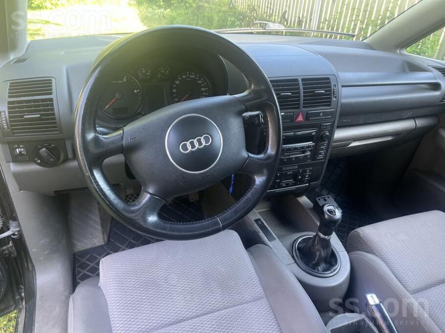 Zaļš Audi A2 2002 Liepāja, ar dzinēja tilpumu 1.40 L un nobraukumu 398 tūkst. km par 2650 €, foto 5 vietnē AUTOMOTO.COM.LV