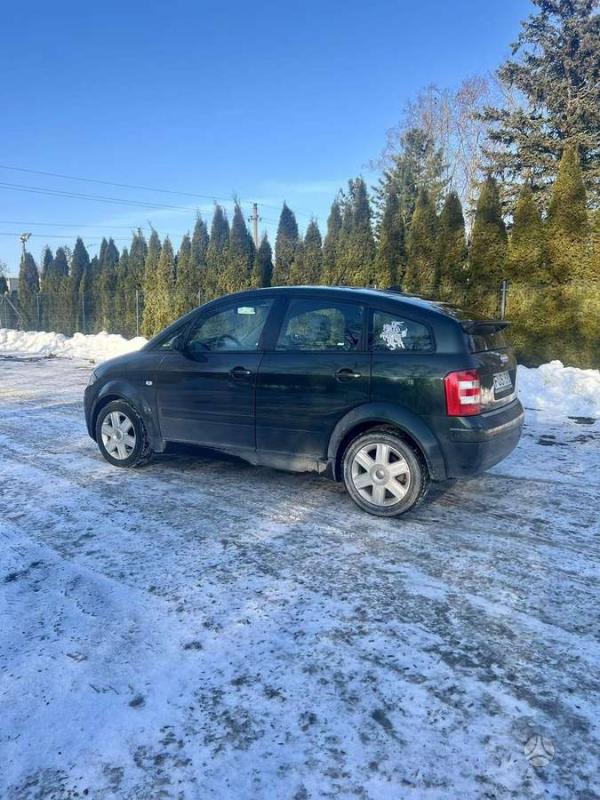 Green Audi A2 2003 in Kaunas, with an engine capacity of 1.60 L and mileage of 331 thousand km for 1499 €, photo 8 on AUTOMOTO.COM.LV