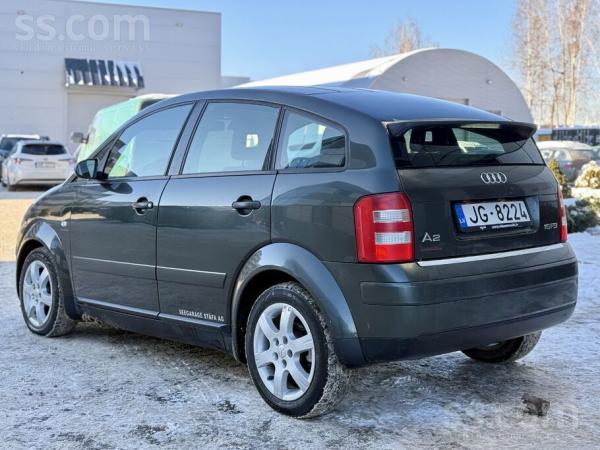Green Audi A2 2003 in Riga, with an engine capacity of 1.60 L and mileage of 305 thousand km for 2250 €, photo 4 on AUTOMOTO.COM.LV