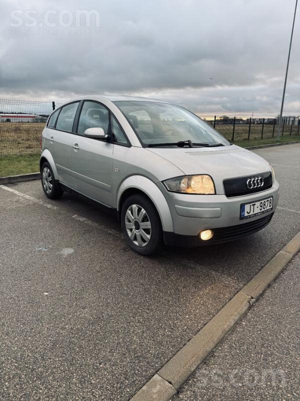Grey Audi A2 2000 in Riga, with an engine capacity of 1.40 L and mileage of 223 thousand km for 1350 €, photo 2 on AUTOMOTO.COM.LV