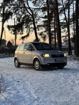 Pelēks Audi A2 2000 Rīga, ar dzinēja tilpumu 1.40 L un nobraukumu 191 tūkst. km par 2450 €, foto  vietnē AUTOMOTO.COM.LV