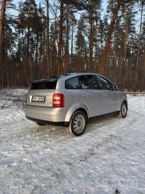 Pelēks Audi A2 2000 Rīga, ar dzinēja tilpumu 1.40 L un nobraukumu 191 tūkst. km par 2450 €, foto 8 vietnē AUTOMOTO.COM.LV