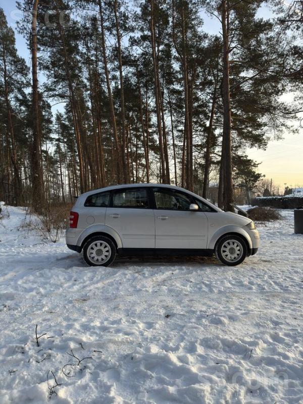 Pelēks Audi A2 2000 Rīga, ar dzinēja tilpumu 1.40 L un nobraukumu 191 tūkst. km par 2450 €, foto 9 vietnē AUTOMOTO.COM.LV
