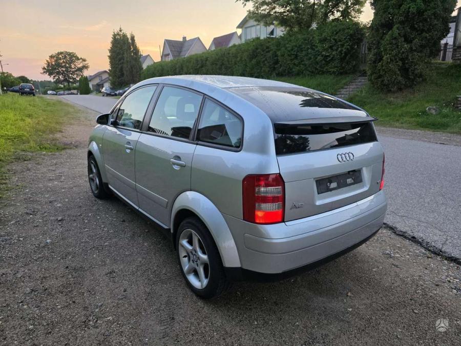 Grey Audi A2 2000 in Utena, with an engine capacity of 1.40 L and mileage of 225 thousand km for 1500 €, photo 4 on AUTOMOTO.COM.LV