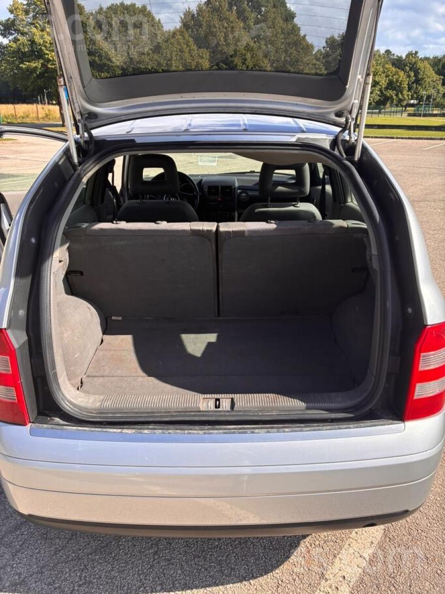 Grey Audi A2 2000 in Riga, with an engine capacity of 1.40 L and mileage of 0 thousand km for 1650 €, photo 9 on AUTOMOTO.COM.LV