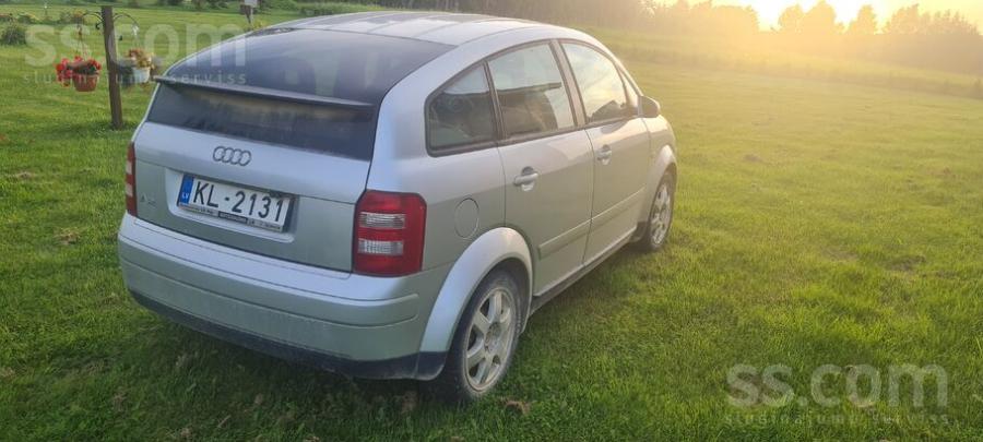 Grey Audi A2 2000 in Riga, with an engine capacity of 1.40 L and mileage of 285 thousand km for 700 €, photo 5 on AUTOMOTO.COM.LV