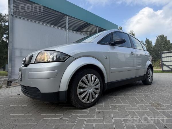 Grey Audi A2 2000 in Riga, with an engine capacity of 1.40 L and mileage of 251 thousand km for 2200 €, photo 5 on AUTOMOTO.COM.LV