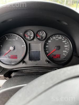 Серый Ауди А2 2001 в Лиепая, объемом двигателя 1.40 л и пробегом 209 тыс. км за 2200 €, фото 5 на AUTOMOTO.COM.LV