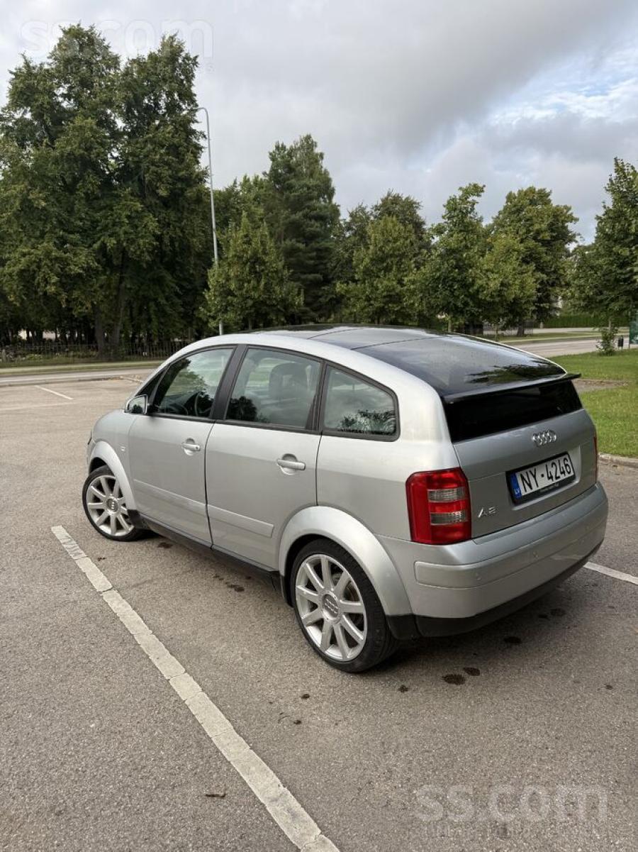 Pelēks Audi A2 2001 Liepāja, ar dzinēja tilpumu 1.40 L un nobraukumu 258 tūkst. km par 2500 €, foto 5 vietnē AUTOMOTO.COM.LV