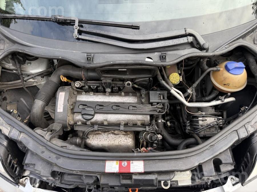 Pelēks Audi A2 2001 Liepāja, ar dzinēja tilpumu 1.40 L un nobraukumu 258 tūkst. km par 2500 €, foto 9 vietnē AUTOMOTO.COM.LV