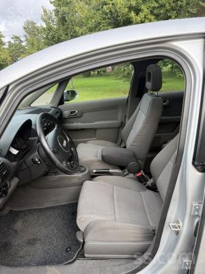Pelēks Audi A2 2001 Liepāja, ar dzinēja tilpumu 1.40 L un nobraukumu 258 tūkst. km par 2500 €, foto 13 vietnē AUTOMOTO.COM.LV