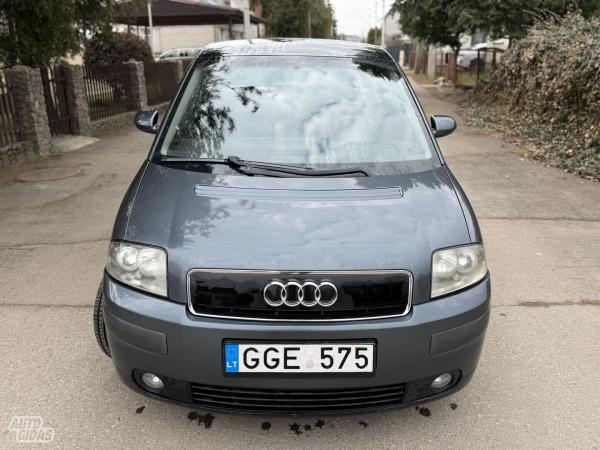 Pelēks Audi A2 2002 Kauņa, ar dzinēja tilpumu 1.40 L un nobraukumu 316 tūkst. km par 1350 €, foto 2 vietnē AUTOMOTO.COM.LV