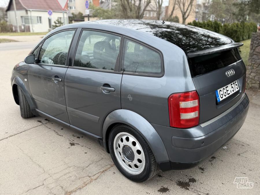 Pelēks Audi A2 2002 Kauņa, ar dzinēja tilpumu 1.40 L un nobraukumu 316 tūkst. km par 1350 €, foto 7 vietnē AUTOMOTO.COM.LV