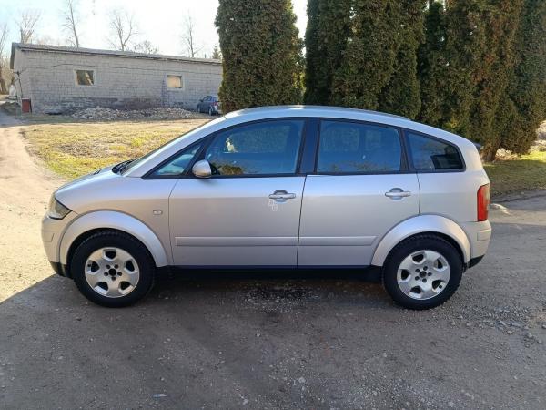 Grey Audi A2 2002 in Joniskis, with an engine capacity of 1.40 L and mileage of 175 thousand km for 880 €, photo 4 on AUTOMOTO.COM.LV