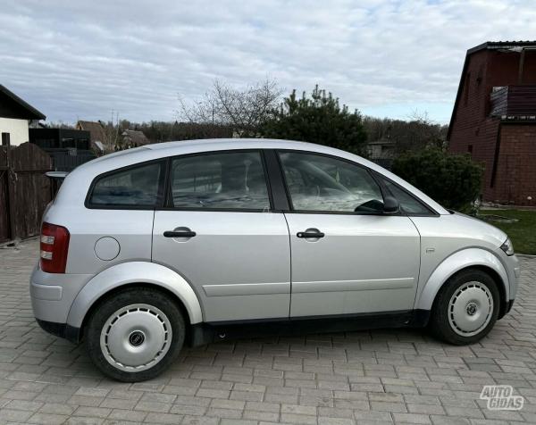 Grey Audi A2 2002 in Kaunas, with an engine capacity of 1.40 L and mileage of 322 thousand km for 1260 €, photo 5 on AUTOMOTO.COM.LV