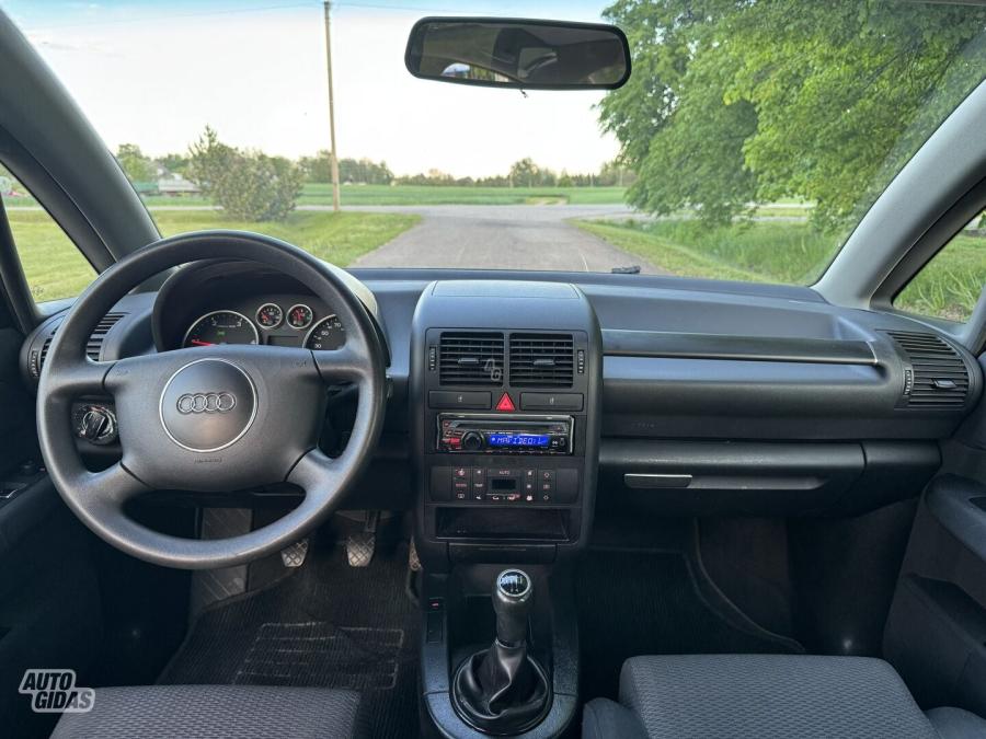 Grey Audi A2 2002 in Vilkaviskis, with an engine capacity of 1.40 L and mileage of 270 thousand km for 1600 €, photo 8 on AUTOMOTO.COM.LV