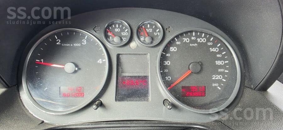 Grey Audi A2 2002 in Rezekne, with an engine capacity of 1.40 L and mileage of 0 thousand km for 2550 €, photo 10 on AUTOMOTO.COM.LV