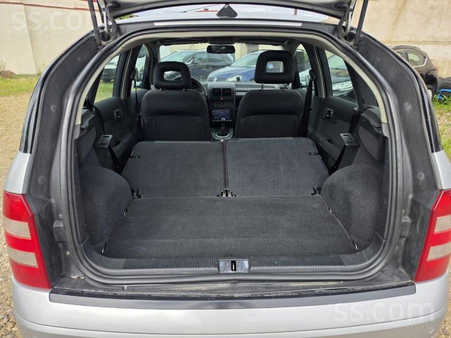 Grey Audi A2 2002 in Rezekne, with an engine capacity of 1.40 L and mileage of 0 thousand km for 2550 €, photo 21 on AUTOMOTO.COM.LV