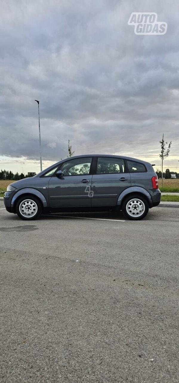 Pelēks Audi A2 2002 Marijampole, ar dzinēja tilpumu 1.40 L un nobraukumu 303 tūkst. km par 2800 €, foto 5 vietnē AUTOMOTO.COM.LV