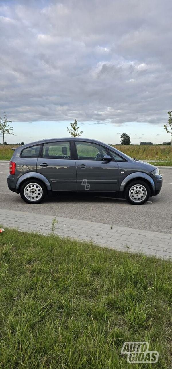 Pelēks Audi A2 2002 Marijampole, ar dzinēja tilpumu 1.40 L un nobraukumu 303 tūkst. km par 2800 €, foto 8 vietnē AUTOMOTO.COM.LV