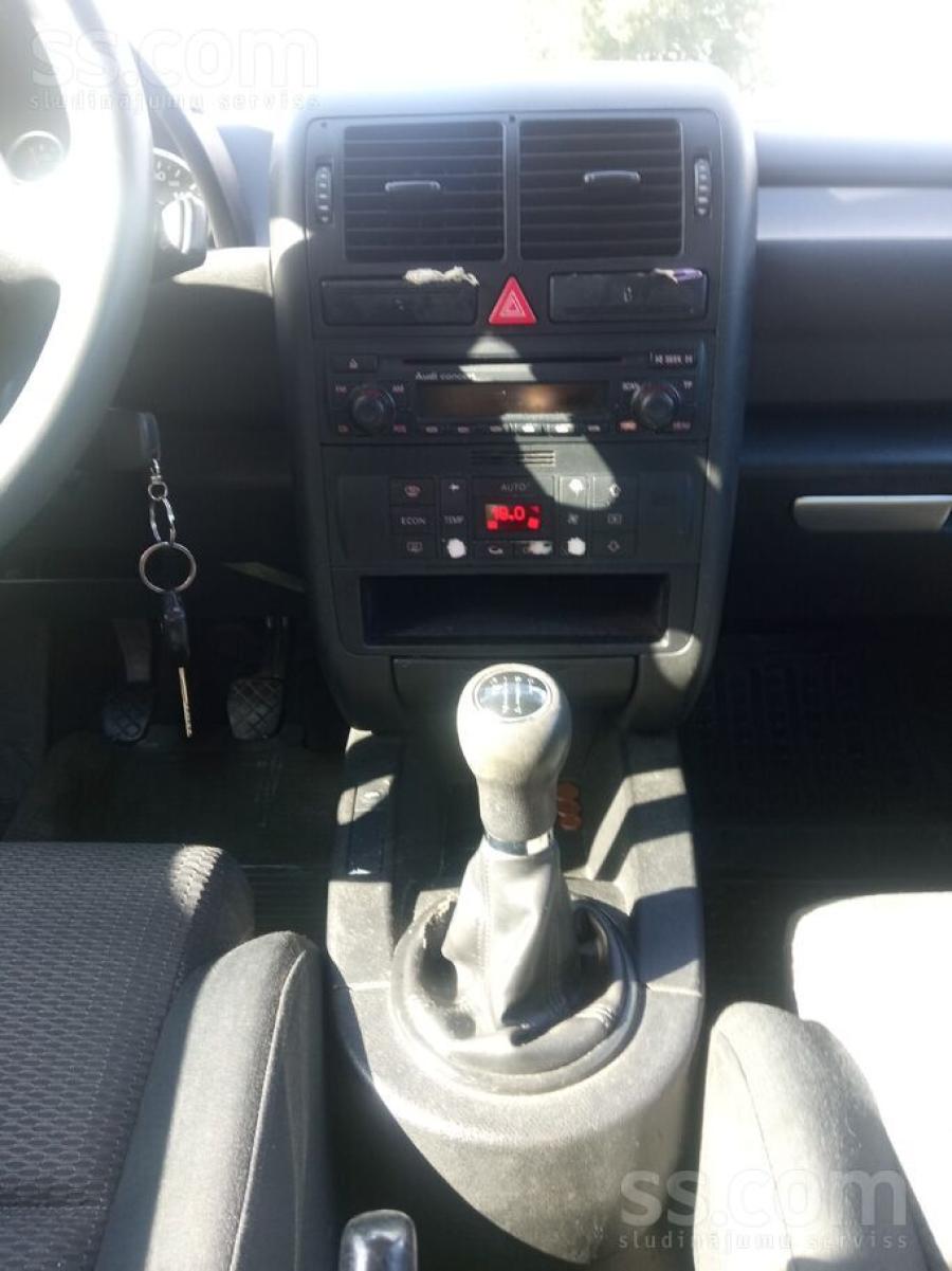 Pelēks Audi A2 2002 Daugavpils, ar dzinēja tilpumu 1.40 L un nobraukumu 320 tūkst. km par 1800 €, foto 12 vietnē AUTOMOTO.COM.LV