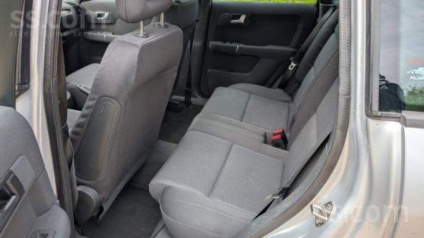 Grey Audi A2 2002 in Riga, with an engine capacity of 1.40 L and mileage of 269 thousand km for 2499 €, photo 11 on AUTOMOTO.COM.LV