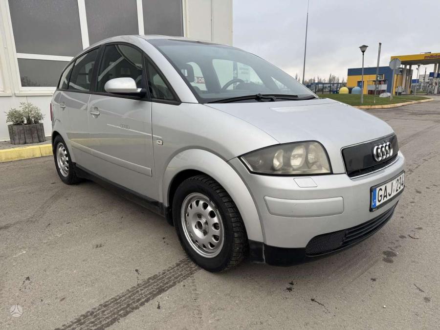 Grey Audi A2 2003 in Kretinga, with an engine capacity of 1.19 L and mileage of 242 thousand km for 2495 €, photo 1 on AUTOMOTO.COM.LV