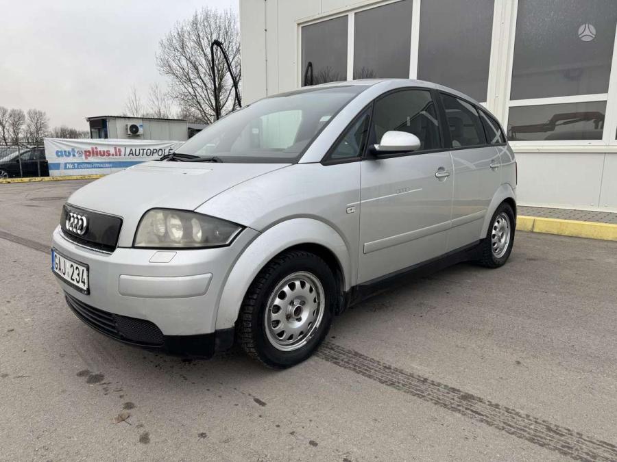 Grey Audi A2 2003 in Kretinga, with an engine capacity of 1.19 L and mileage of 242 thousand km for 2495 €, photo 5 on AUTOMOTO.COM.LV