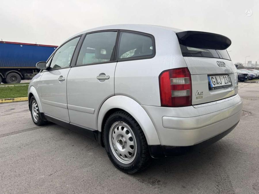 Grey Audi A2 2003 in Kretinga, with an engine capacity of 1.19 L and mileage of 242 thousand km for 2495 €, photo 6 on AUTOMOTO.COM.LV
