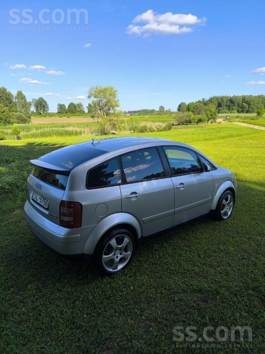 Pelēks Audi A2 2003 Ludza, ar dzinēja tilpumu 1.60 L un nobraukumu 224 tūkst. km par 2550 €, foto 5 vietnē AUTOMOTO.COM.LV