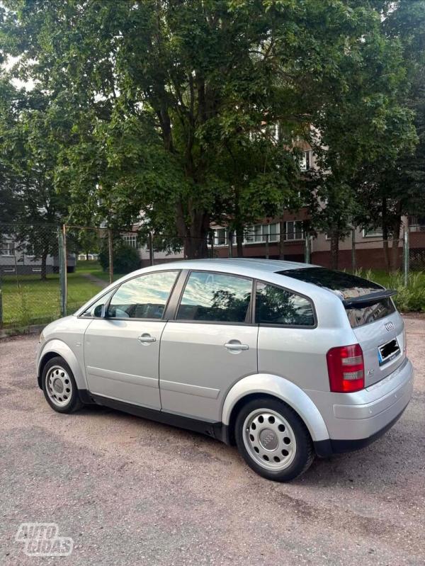 Pelēks Audi A2 2003 Alīta, ar dzinēja tilpumu 1.40 L un nobraukumu 330 tūkst. km par 820 €, foto 4 vietnē AUTOMOTO.COM.LV