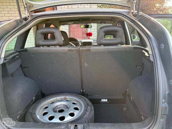 Pelēks Audi A2 2003 Alīta, ar dzinēja tilpumu 1.40 L un nobraukumu 330 tūkst. km par 820 €, foto 8 vietnē AUTOMOTO.COM.LV