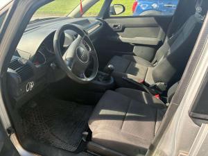Pelēks Audi A2 2003 Jonava, ar dzinēja tilpumu 1.42 L un nobraukumu 328 tūkst. km par 1500 €, foto 3 vietnē AUTOMOTO.COM.LV
