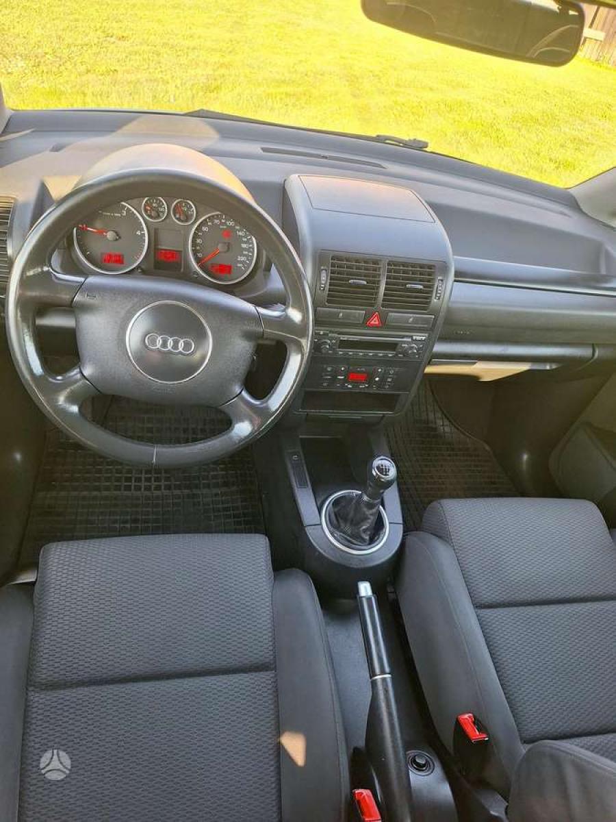 Pelēks Audi A2 2004 Šilutė, ar dzinēja tilpumu 1.42 L un nobraukumu 376 tūkst. km par 2500 €, foto 9 vietnē AUTOMOTO.COM.LV