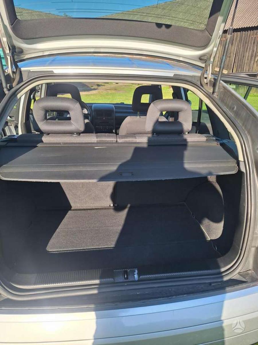 Pelēks Audi A2 2004 Šilutė, ar dzinēja tilpumu 1.42 L un nobraukumu 376 tūkst. km par 2500 €, foto 19 vietnē AUTOMOTO.COM.LV