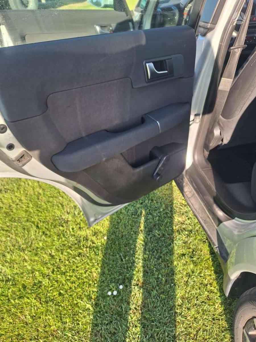 Pelēks Audi A2 2004 Šilutė, ar dzinēja tilpumu 1.42 L un nobraukumu 376 tūkst. km par 2500 €, foto 20 vietnē AUTOMOTO.COM.LV