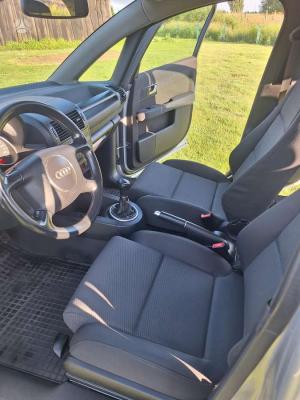 Pelēks Audi A2 2004 Šilutė, ar dzinēja tilpumu 1.42 L un nobraukumu 376 tūkst. km par 2500 €, foto 21 vietnē AUTOMOTO.COM.LV