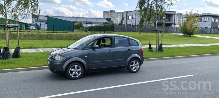 Pelēks Audi A2 2004 Rīga, ar dzinēja tilpumu 1.40 L un nobraukumu 296 tūkst. km par 2200 €, foto 4 vietnē AUTOMOTO.COM.LV