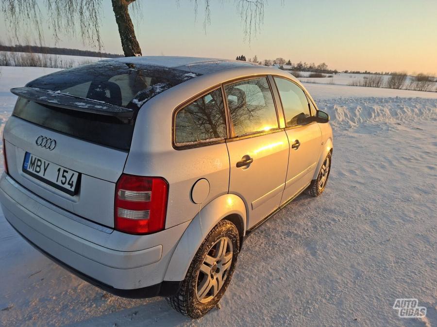 Grey Audi A2 2005 in Radviliskis, with an engine capacity of 1.40 L and mileage of 213 thousand km for 699 €, photo 4 on AUTOMOTO.COM.LV