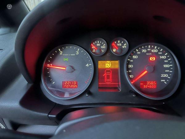 Grey Audi A2 2004 in Siauliai, with an engine capacity of 1.42 L and mileage of 325 thousand km for 2200 €, photo 7 on AUTOMOTO.COM.LV