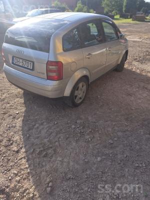 Grey Audi A2 2000 in Limbazi, with an engine capacity of 1.40 L and mileage of 352 thousand km for 1500 €, photo 3 on AUTOMOTO.COM.LV